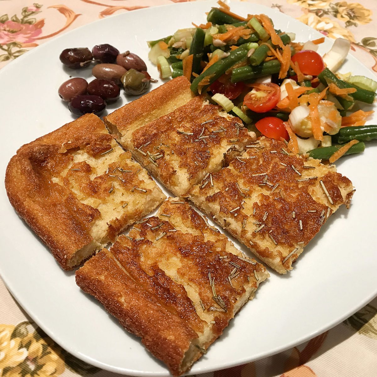 Farinata Ligure Chickpea Flatbread | Free Vegan Meal Planning | Veahero
