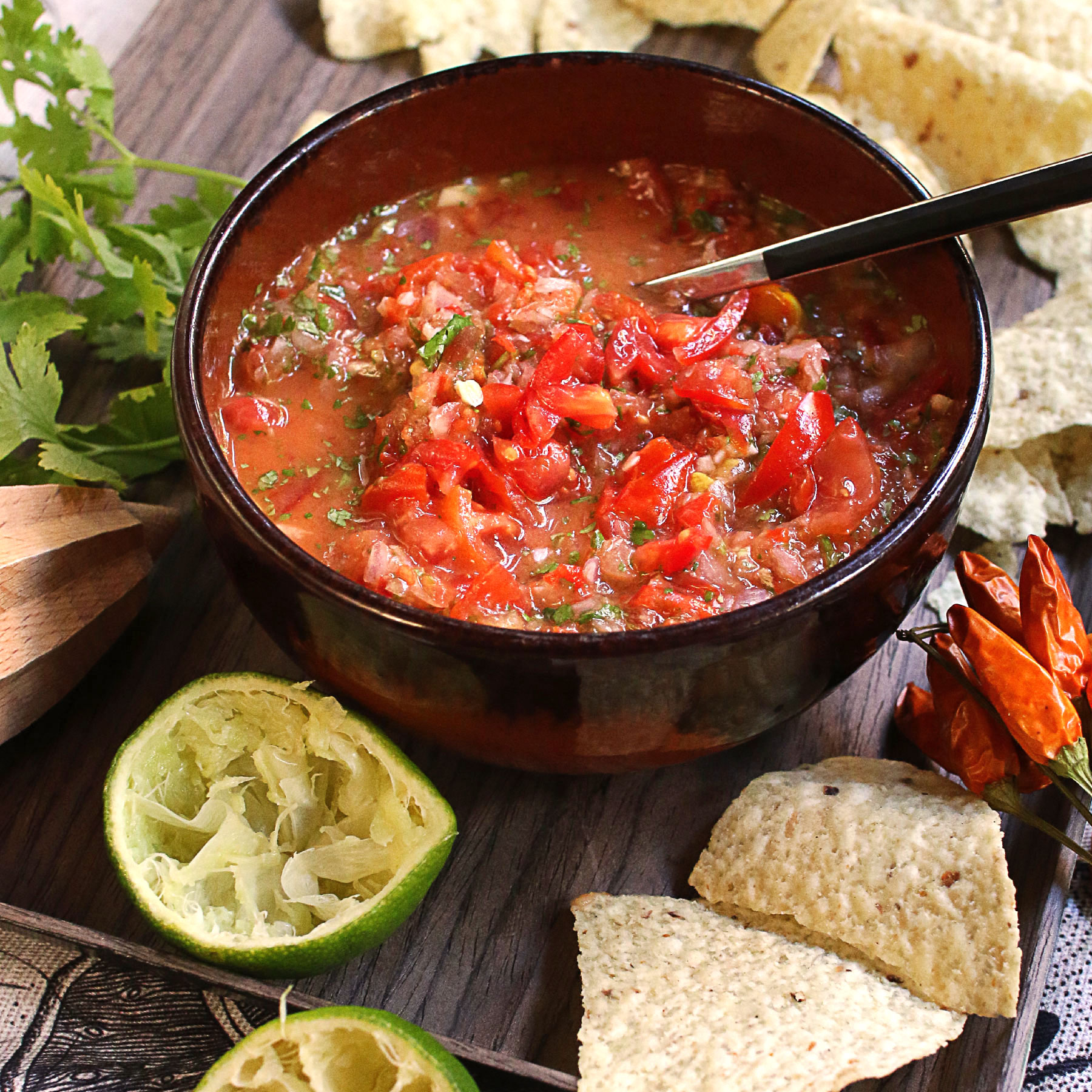 Mexican Tomato Salsa | Free 7 Day Vegan Meal Plan | Veahero