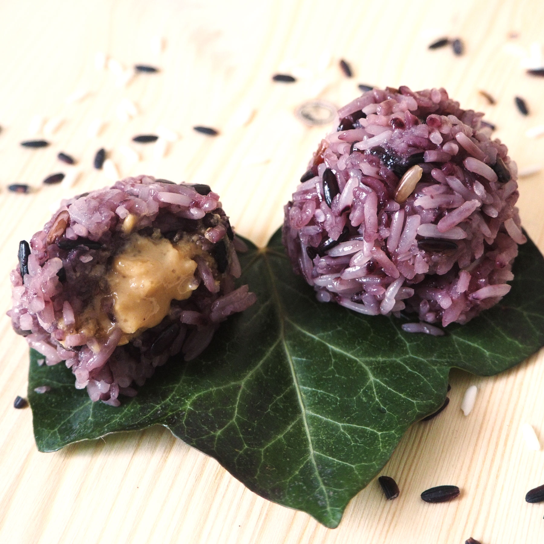 Peanut Rice Mochi | Free 7 Day Vegan Meal Plan | Veahero