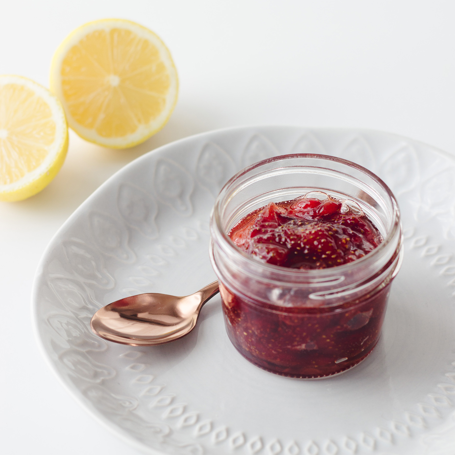 Strawberry Rosemary Jam | Free Vegetarian Meal Planner | Veahero