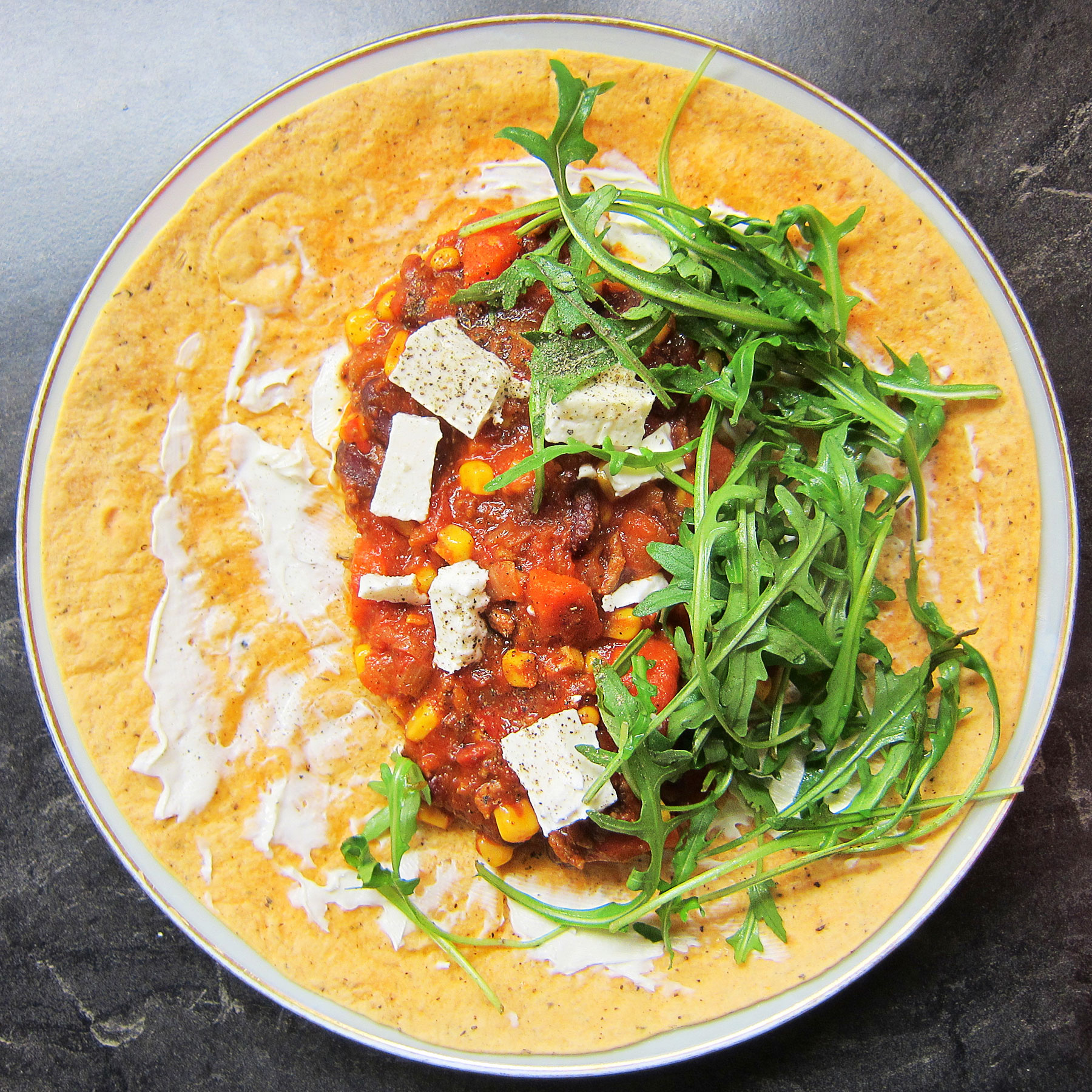 Vegetarian Chilli Wraps | Free Drag & Drop Meal Plan | Veahero