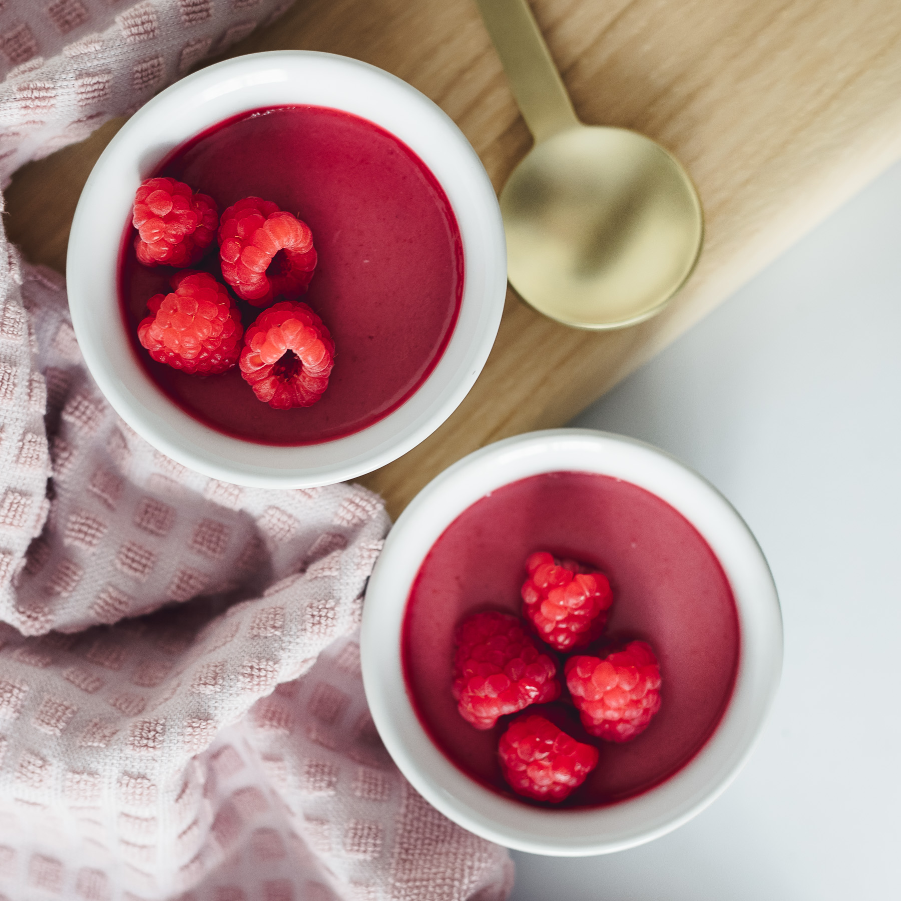 Vegan Raspberry Champagne Possets | Free Custom Meal Plan | Veahero